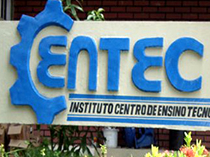 Centec seleciona estagiários, assistentes e instrutores do Projeto e-Jovem
