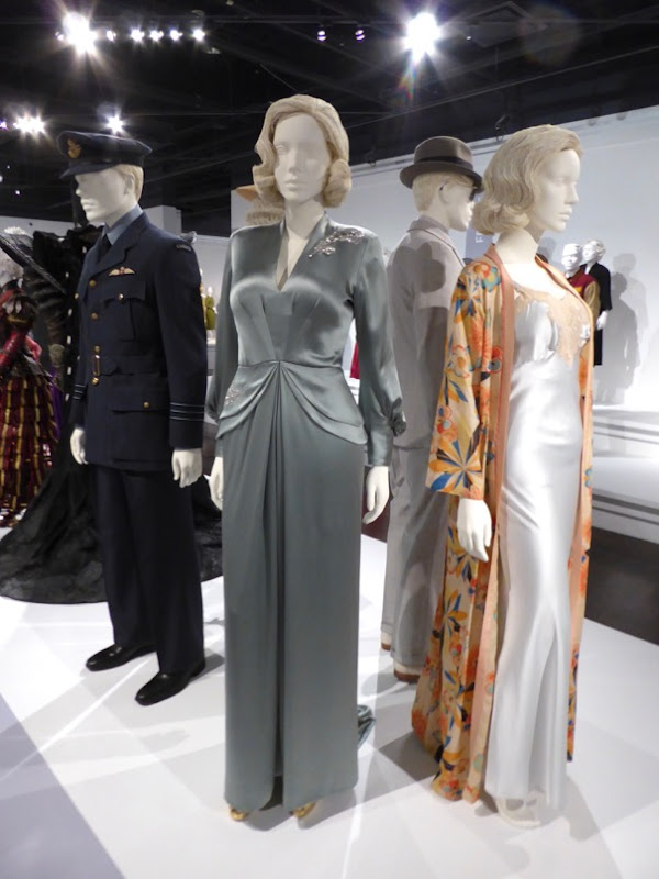 Hollywood Movie Costumes and Props: Oscar-nominated Allied film ...