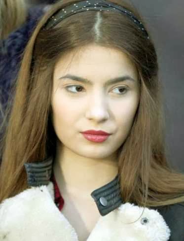 Poze Fete de Vedete Sabina fata lui Oreste si Calina Roman, nepoata de ...