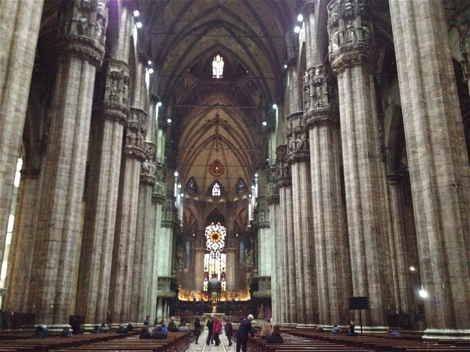 emilan: The Pillars of Milan