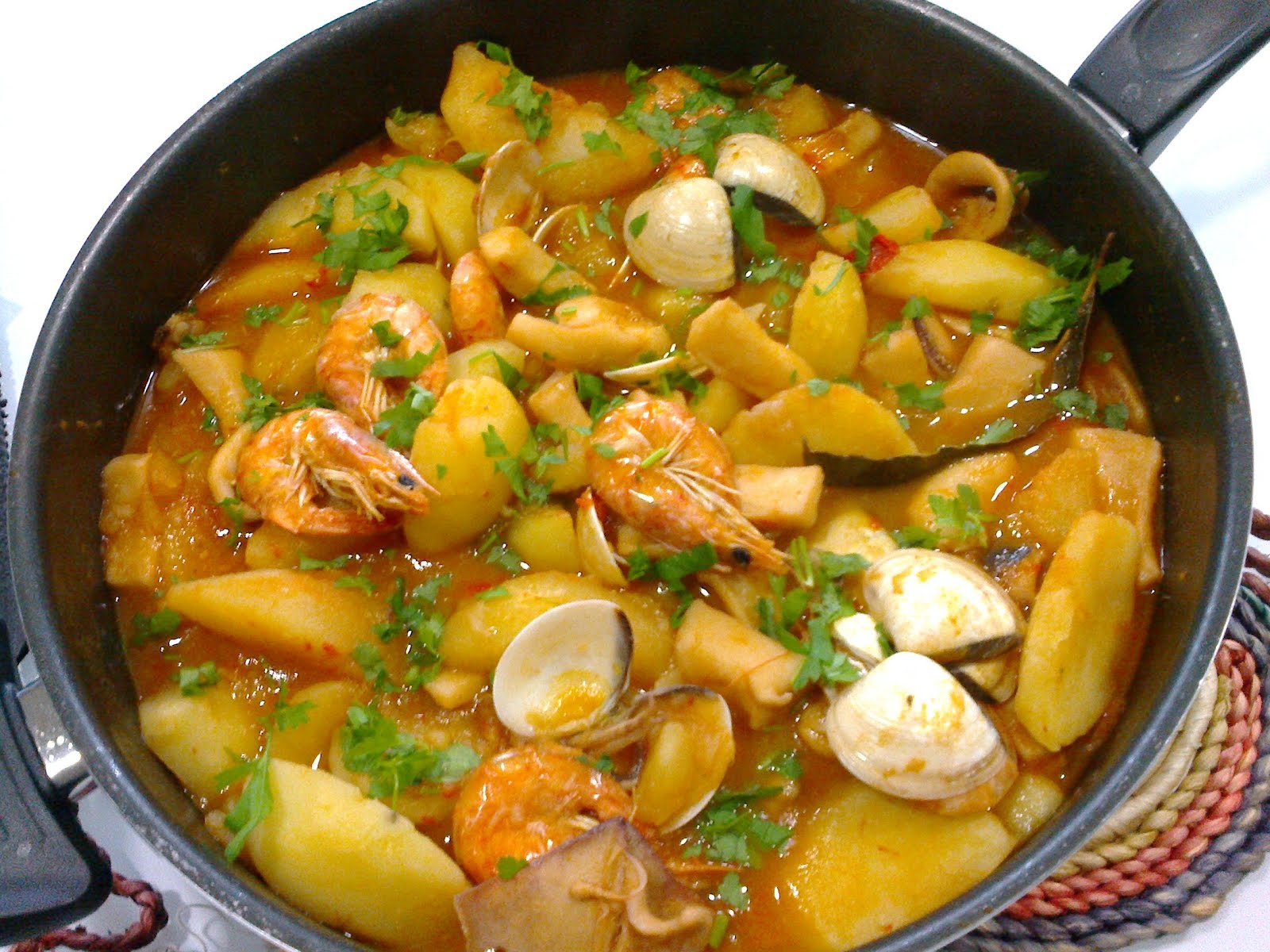 Caldeirada — Rezepte Suchen