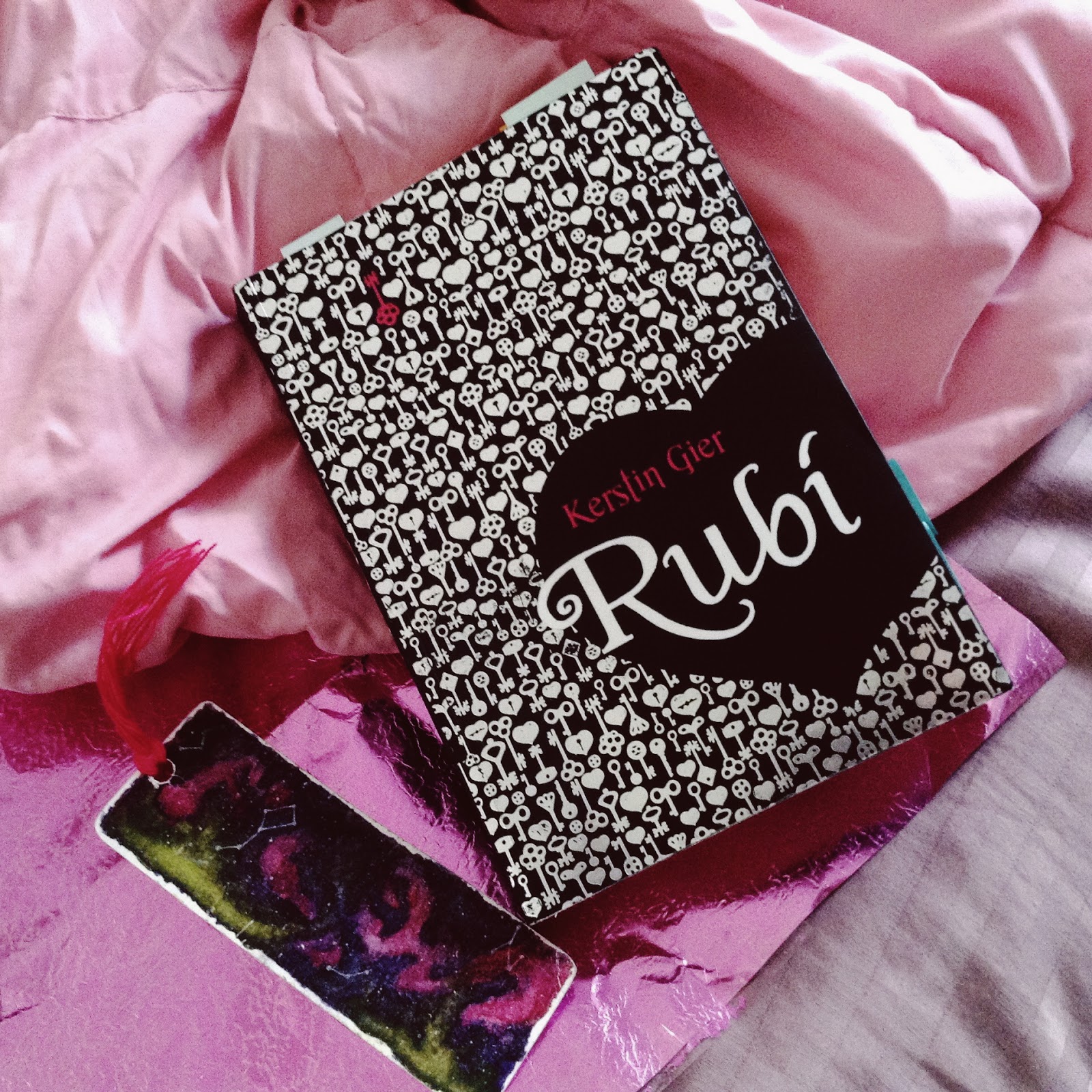 Review: Rubí - Kerstin Gier - La Lune Books