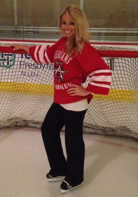 NFL and College Cheerleaders Photos: Allen Americans Ice Angels' Danielle