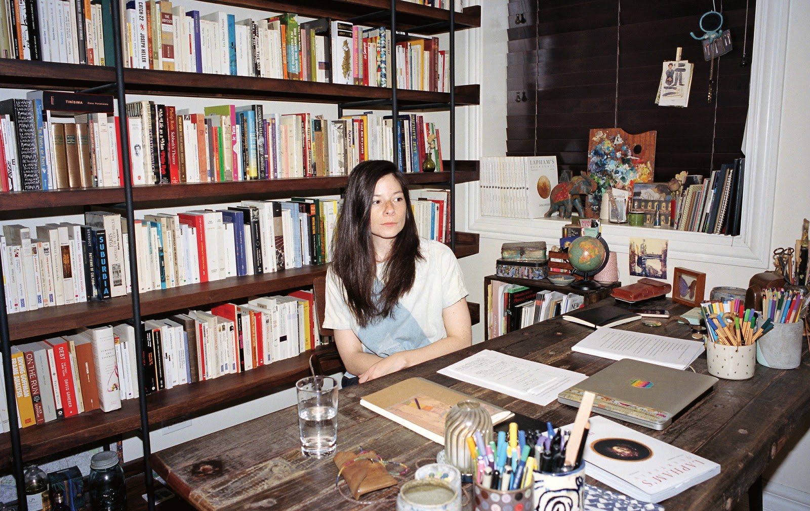 Little Stories.: 164. Rooms where } writers work.