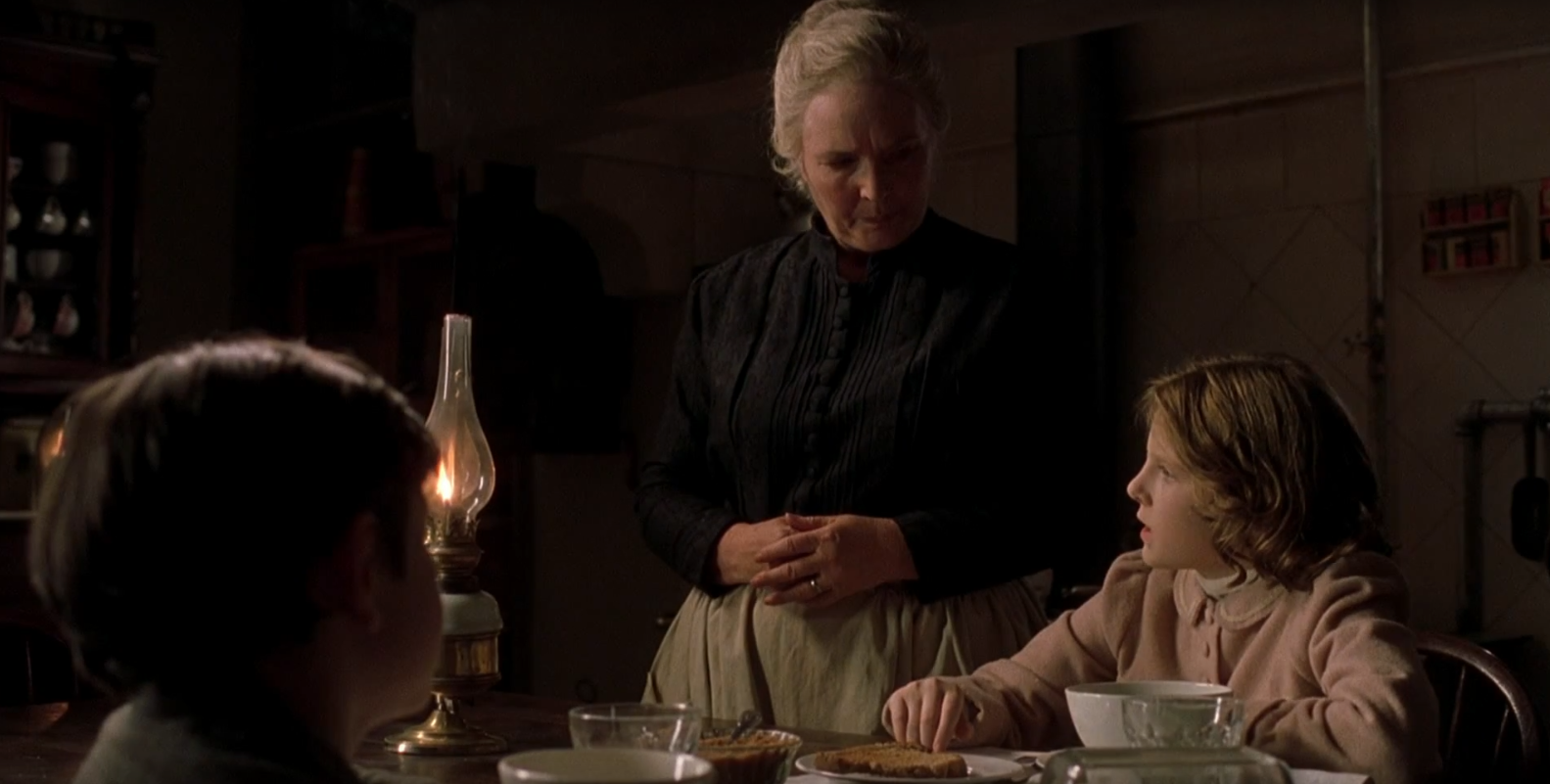 The Others Movie Review 2001 - RageFor | Gamers First!