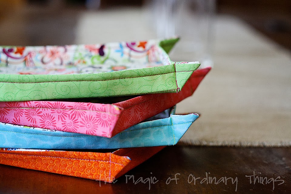 The Magic of Ordinary Things: FABRIC TRAYS...