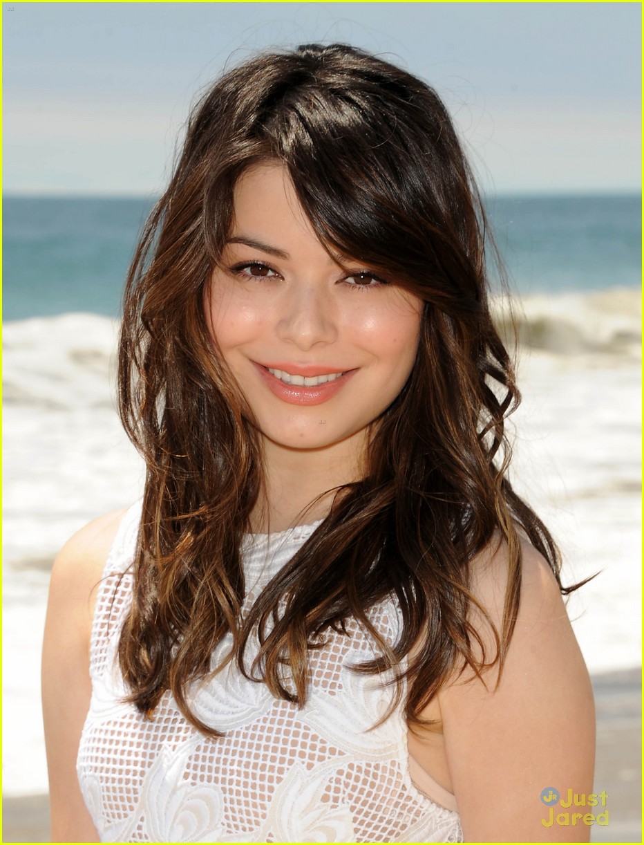 Miranda Cosgrove at Neutrogena’s 2012 Wave For Change Event ~ world ...
