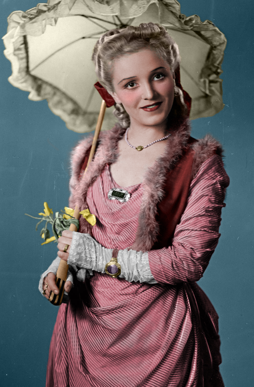 Historia väreissä: Ansa Ikonen 1941