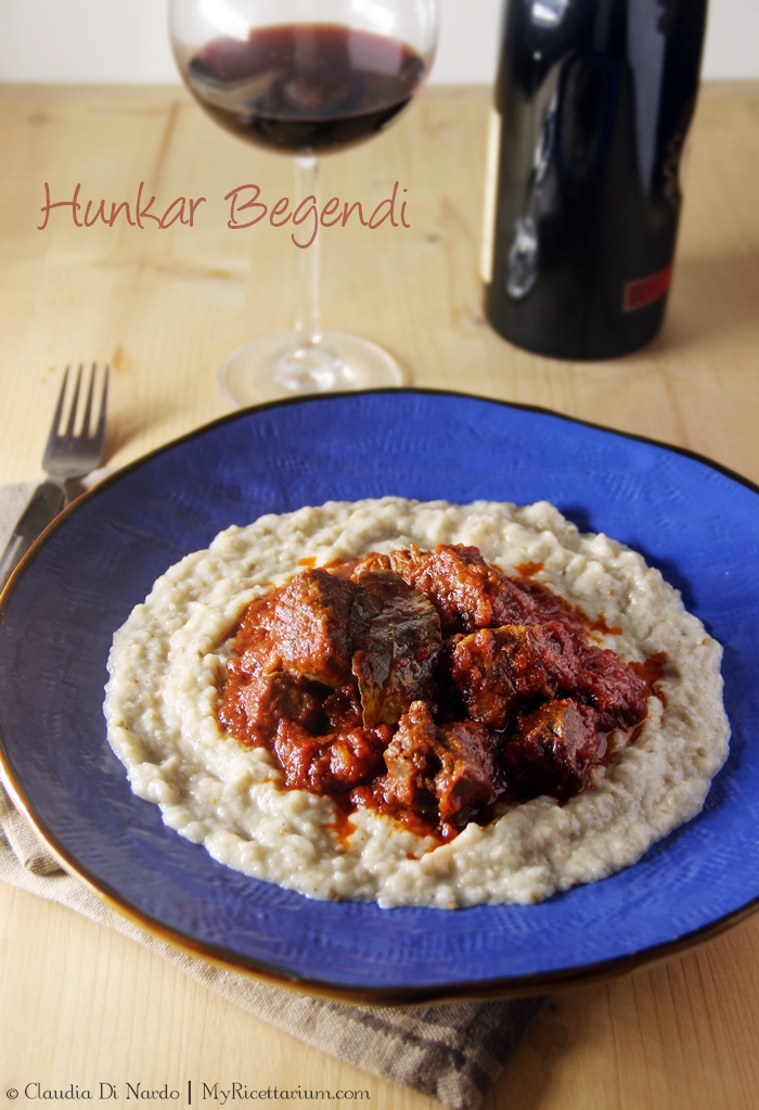 My Ricettarium: Hunkar begendi (spezzatino speziato al sugo su crema di ...