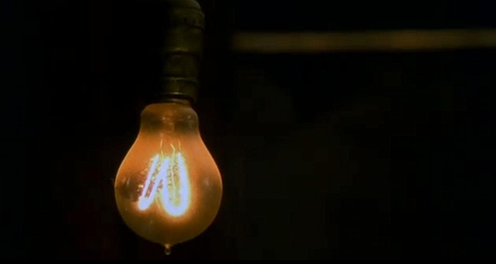 Lindsay Brophy: Analysis of The Sixth Sense Opening Sequence