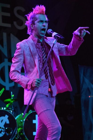 Zona Rock Dan Metal : JIMMY URINE