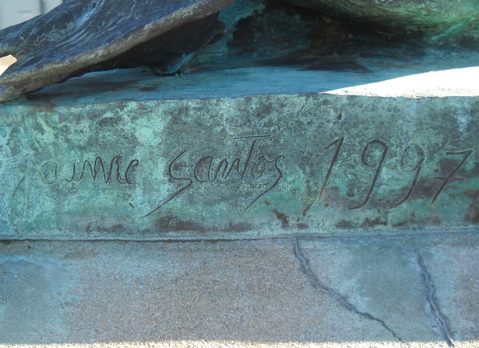 Viajar e descobrir: Portugal - Arcozelo - Rotunda com estátua de Santa ...