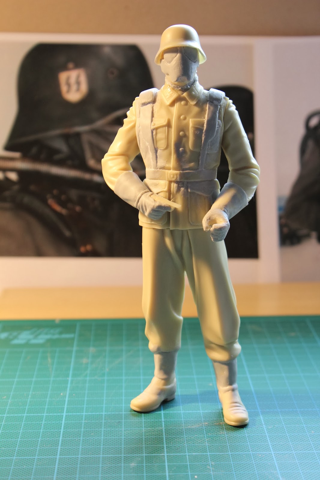 Jamie D. Macfarlane: Iron Sky - Space Stormtrooper Kit Conversion