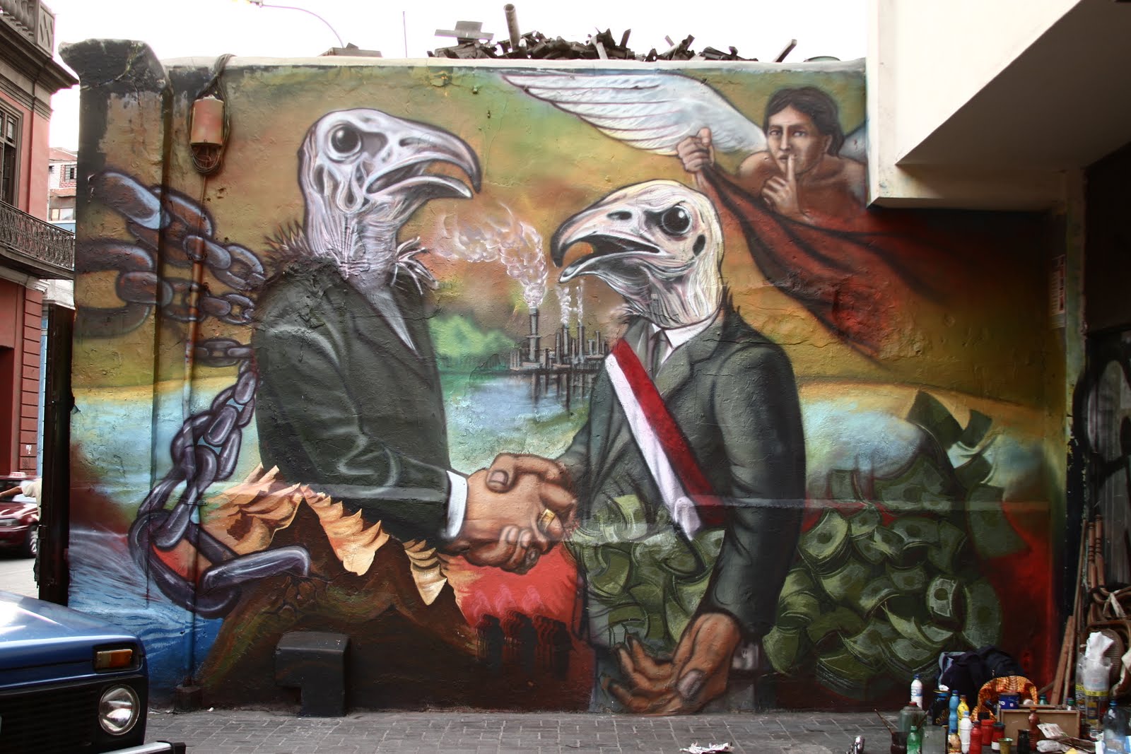 Olfer: Mural “Perú For Sale