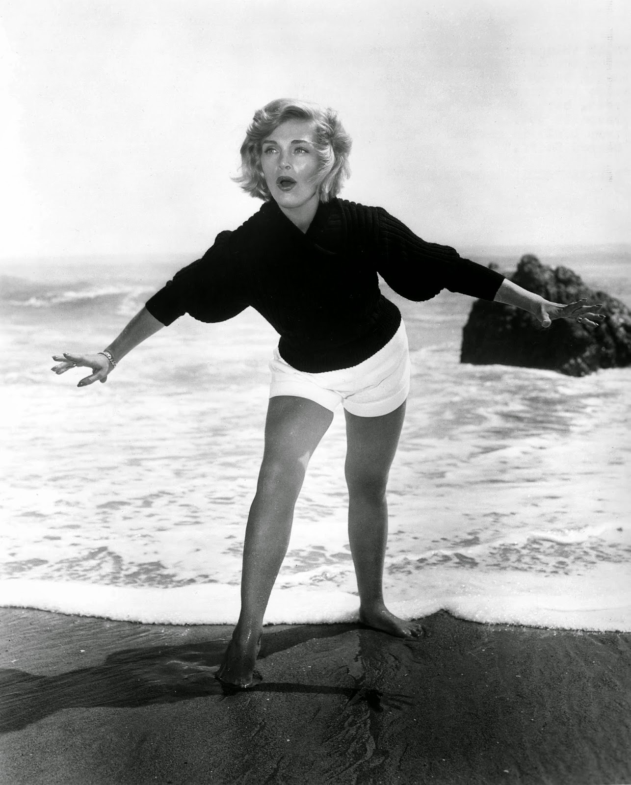 Slice of Cheesecake: Lizabeth Scott, pictorial