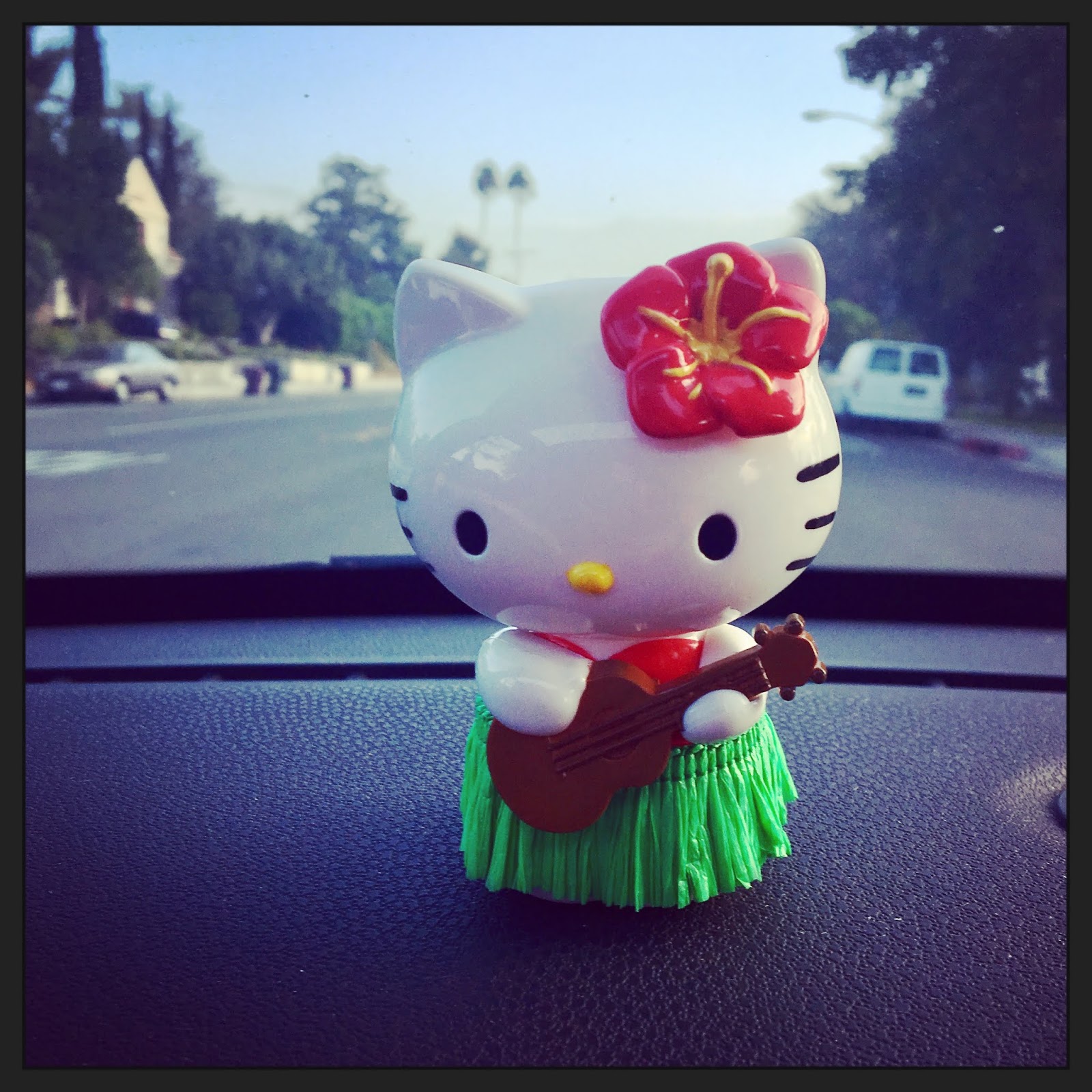 Thinking Pink: Hula Hello Kitty