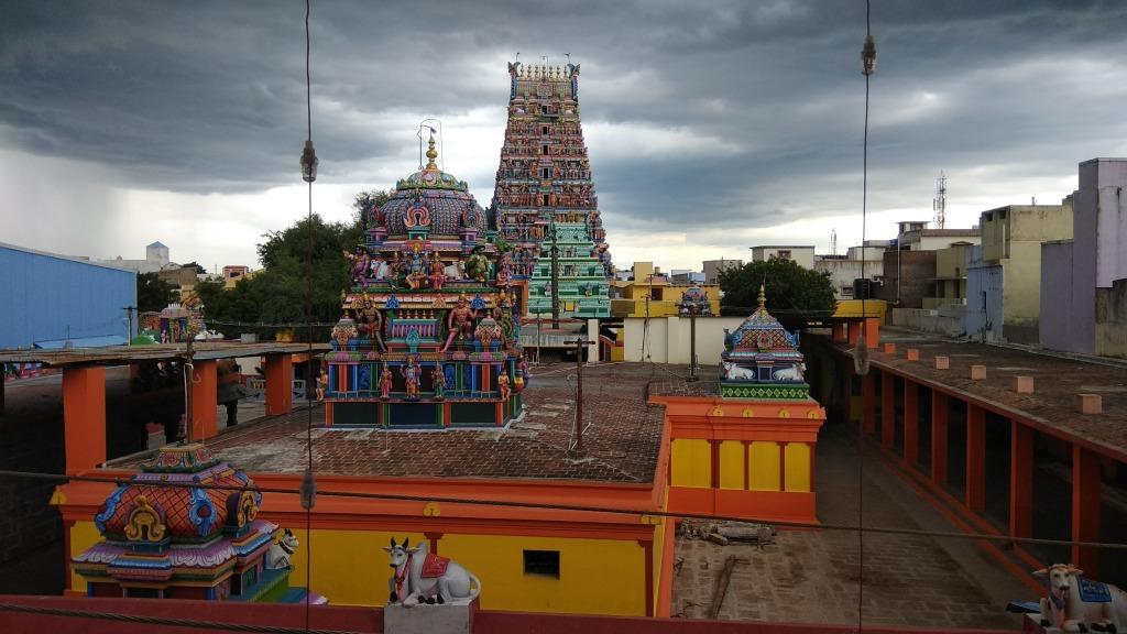Tamilnadu Tourism: Karuppuleeswarar Temple, Gudiyatham, Vellore