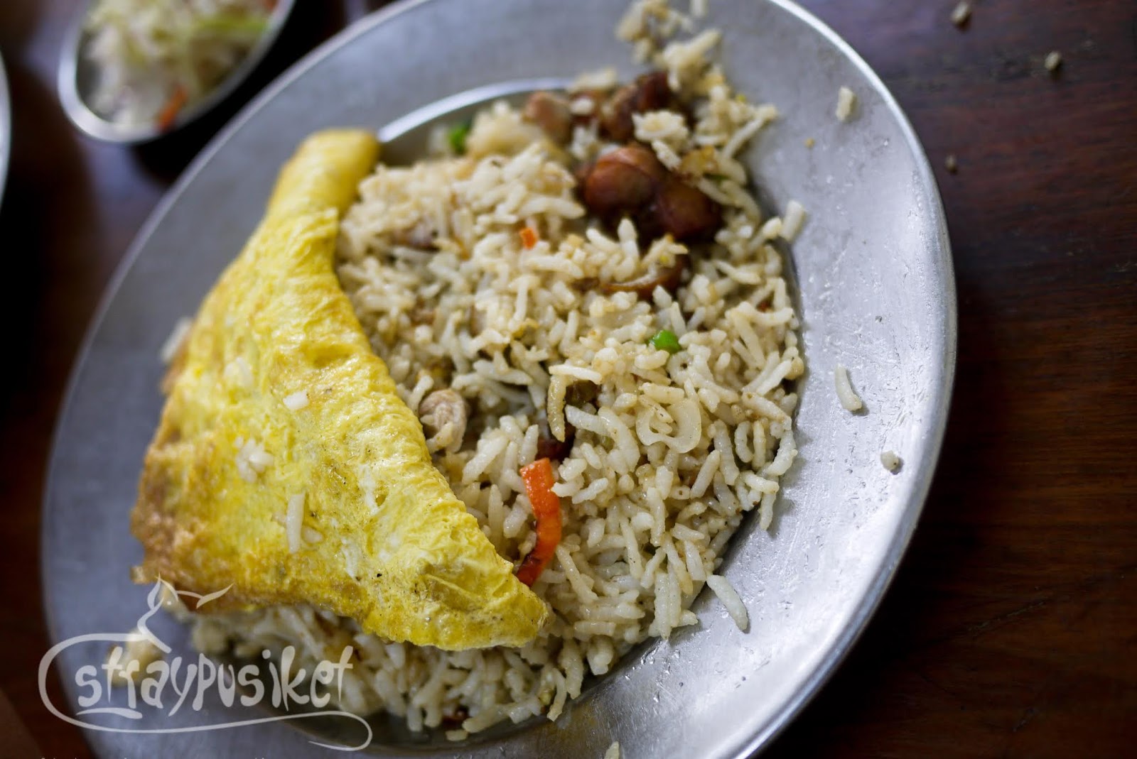 First Lunch and Bus Ticket Hunt in Yangon