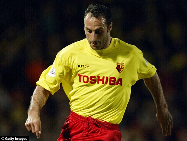English Football Retro TV: Watford Kit 2001-2003.