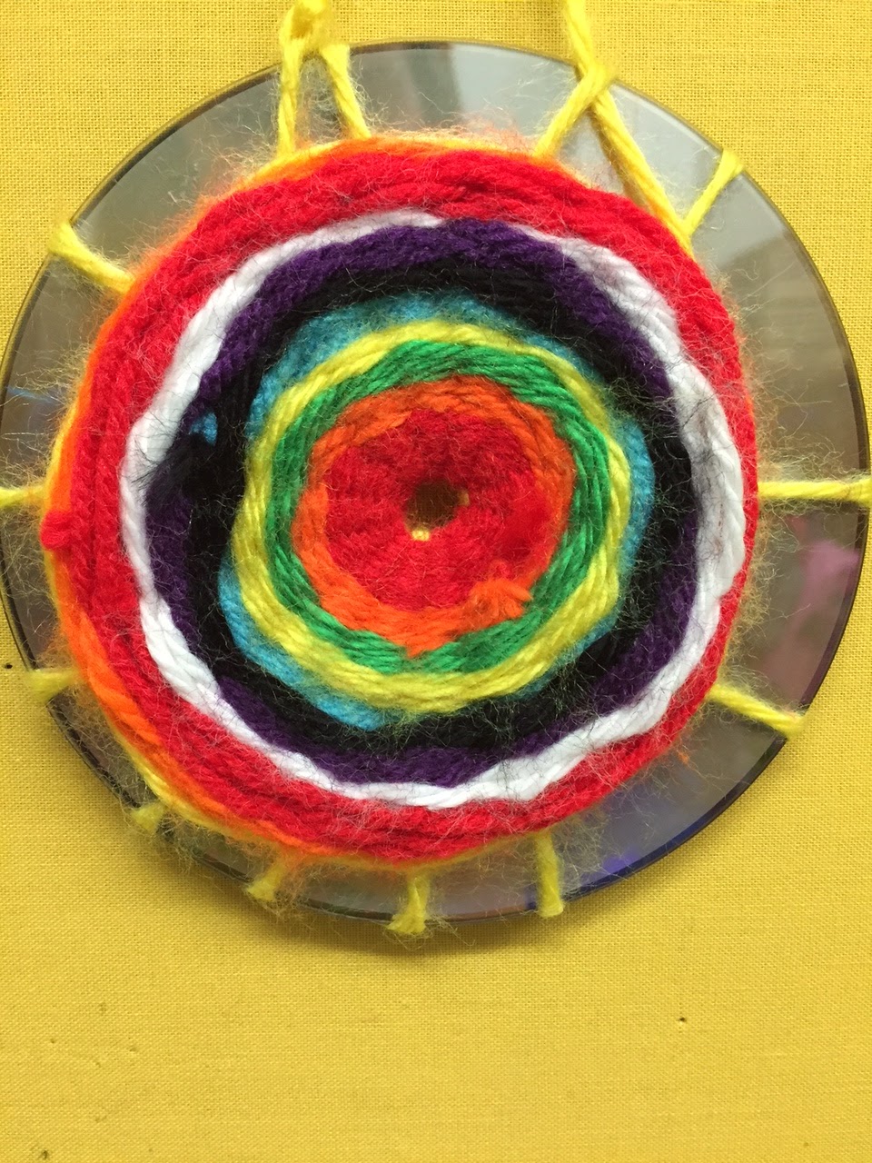 Ms. Curry's Art Room : Third Grade CD Weaving
