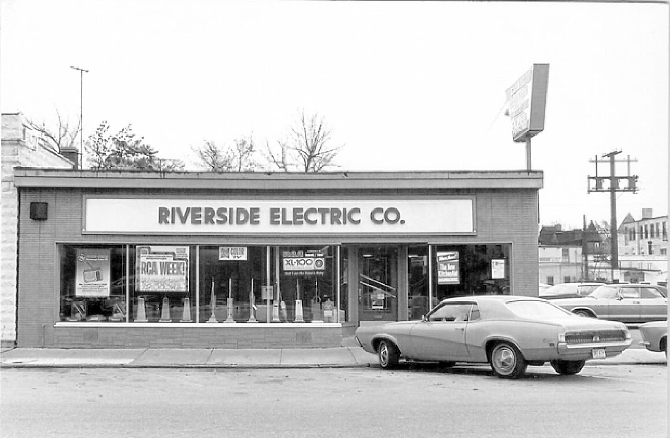 #ThrowbackThursday - Downtown Riverside, Illinois in the late 1800's