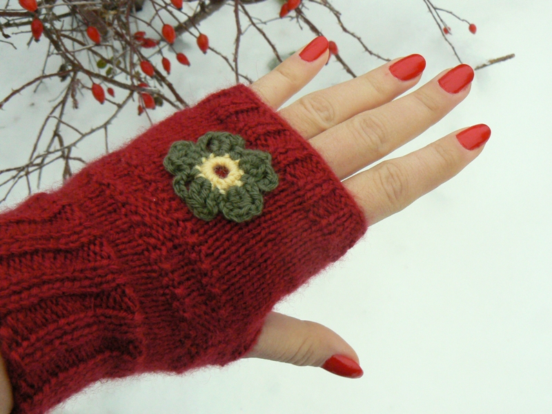 Handmade-in-Romania: Mitene tricotate / Knitted wristers (no. 126)