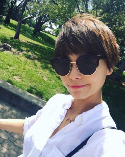 Sunye looks as pretty as her idol days in latest picture update