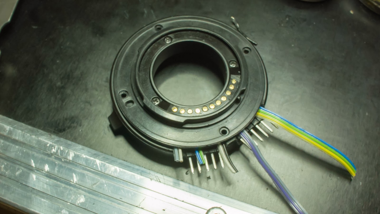 Tales of a modern life: Reverse Engineering (Micro) Four Thirds lens ...