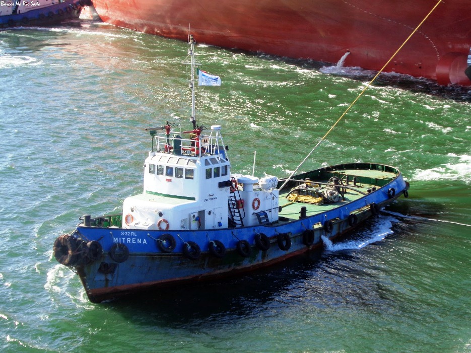 Rebocadores: dezembro 2010