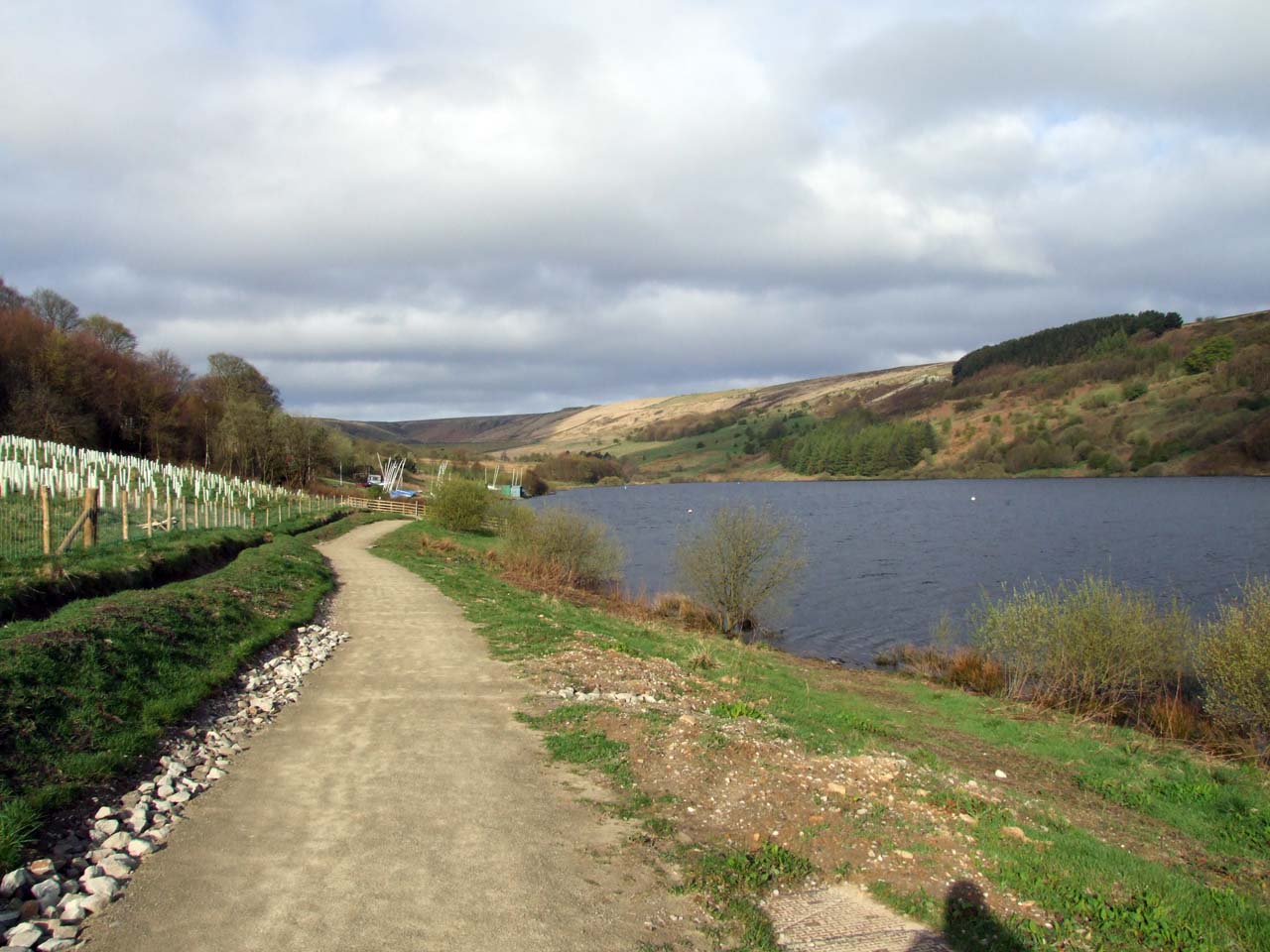 Forgotten Tracks: Scammonden Water to Marsden and...erm...back again!