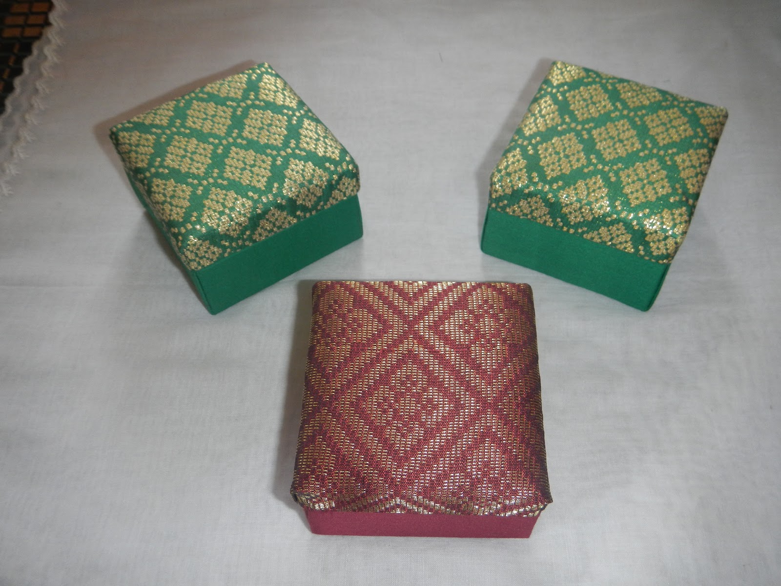 Perniagaan Kotak Songket Sempena Majlis Kahwin & Acara: December 2012