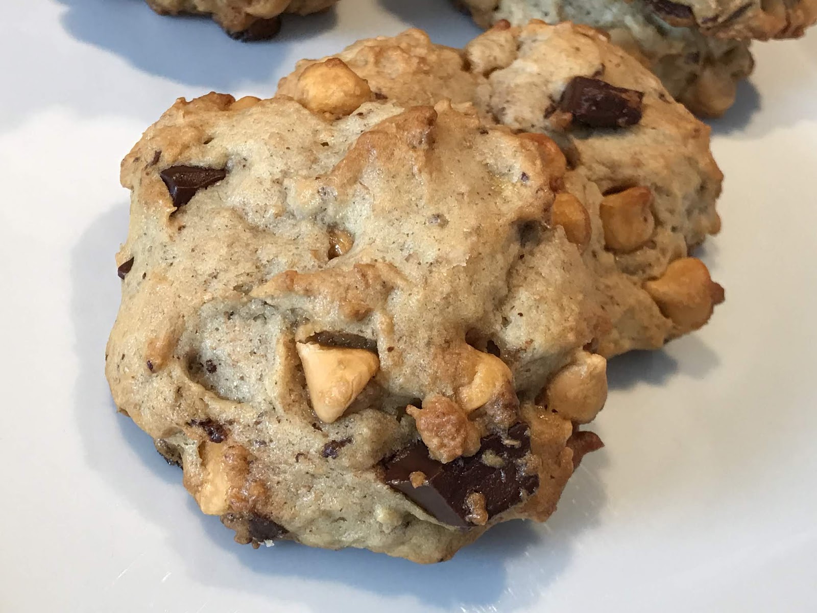 Biscuits tendres aux bananes, caramel et chocolat