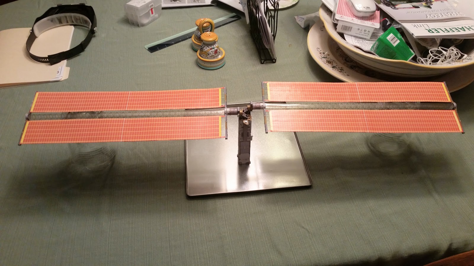 A"Mays"ing Papercraft: ISS "Power Up!"