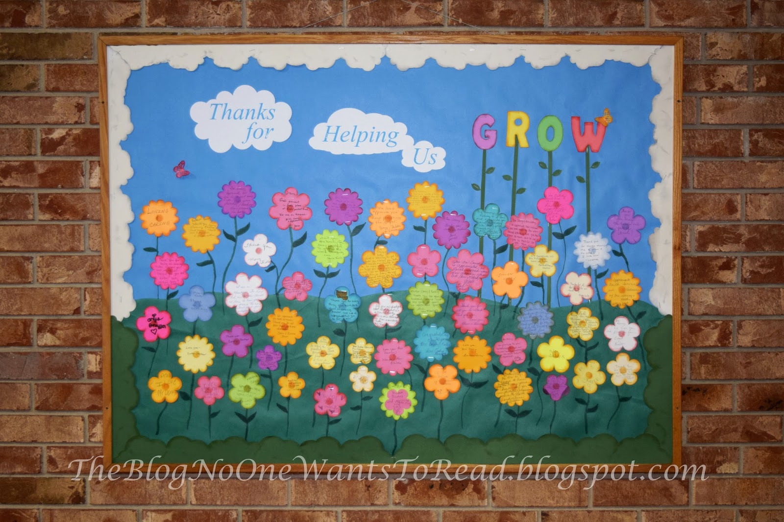 The Blog No One Wants to Read: Pastor Appreciation Bulletin Board - Flowers