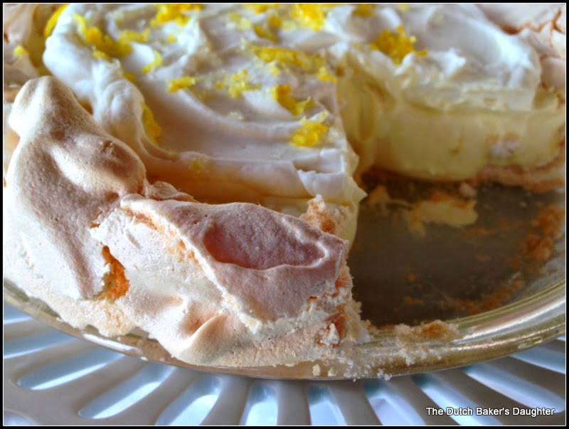 The Dutch Baker's Daughter: Lemon Angel Pie