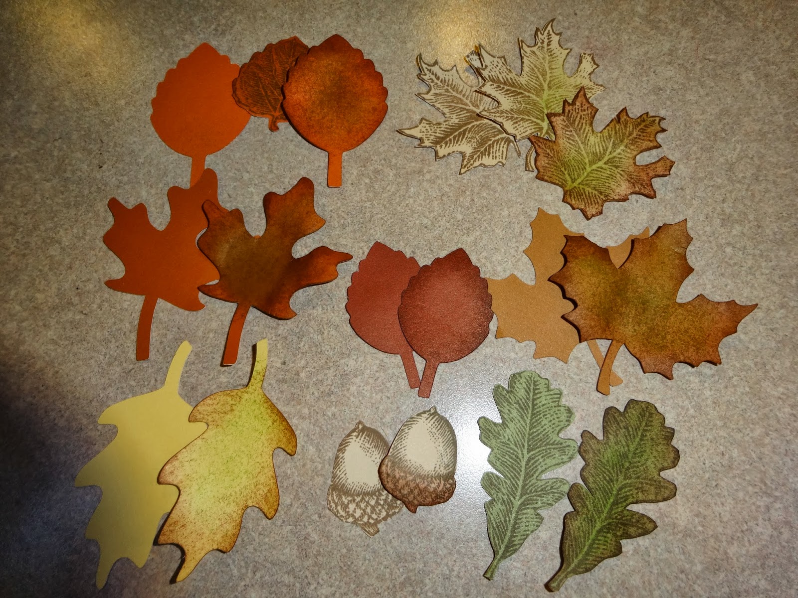 Sharon's Creative Studio: FALL LEAF WREATH / CENTERPIECE TUTORIAL