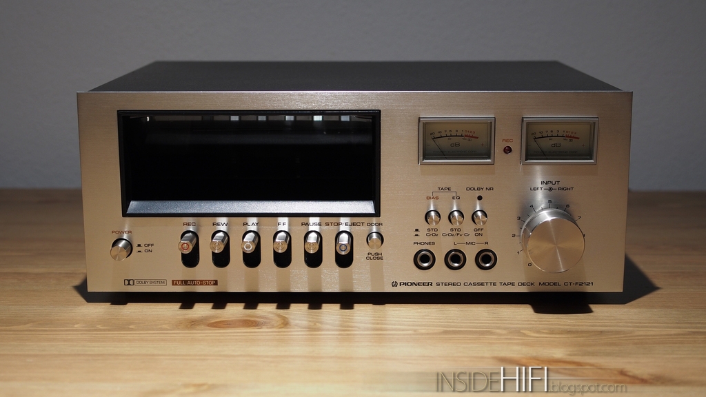 Inside Hi-Fi: Pioneer CT-F2121