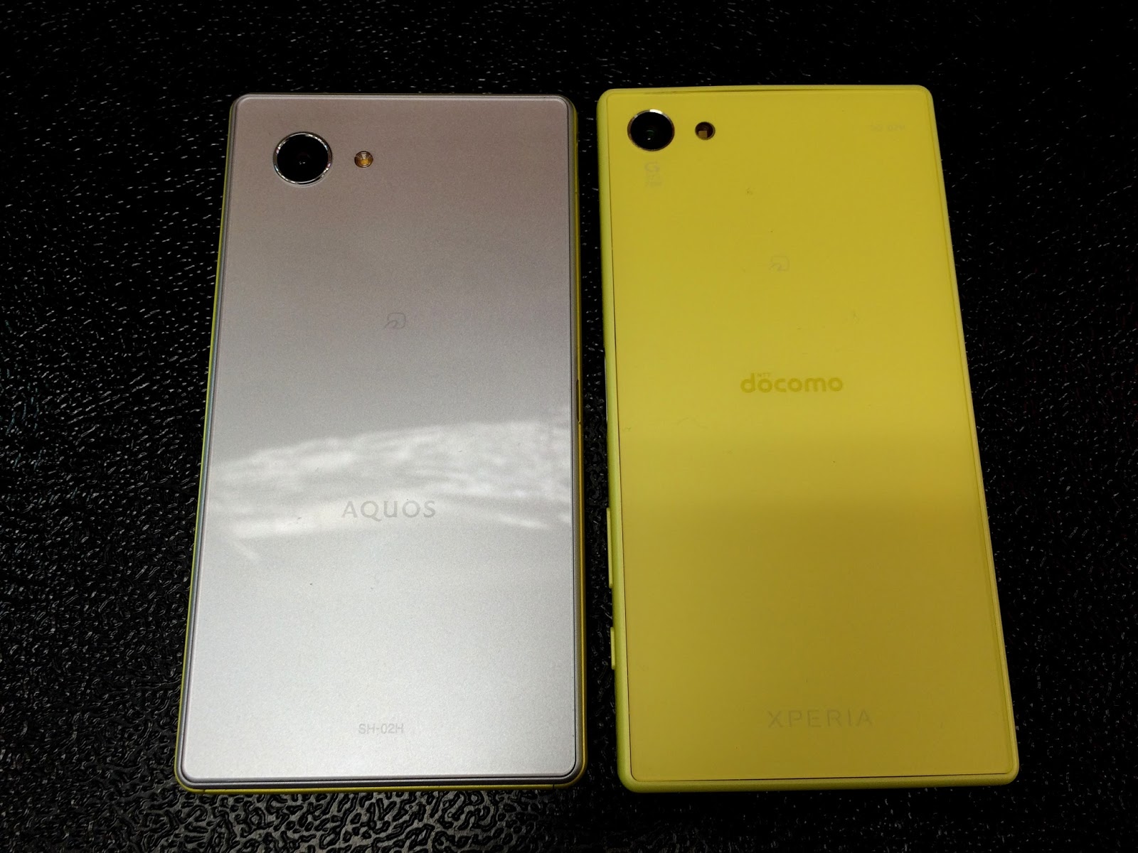beyond the motor: ドコモ AQUOS Compact SH-02H がZ5 Compact とクリソツ過ぎで唖然の件！【比較】