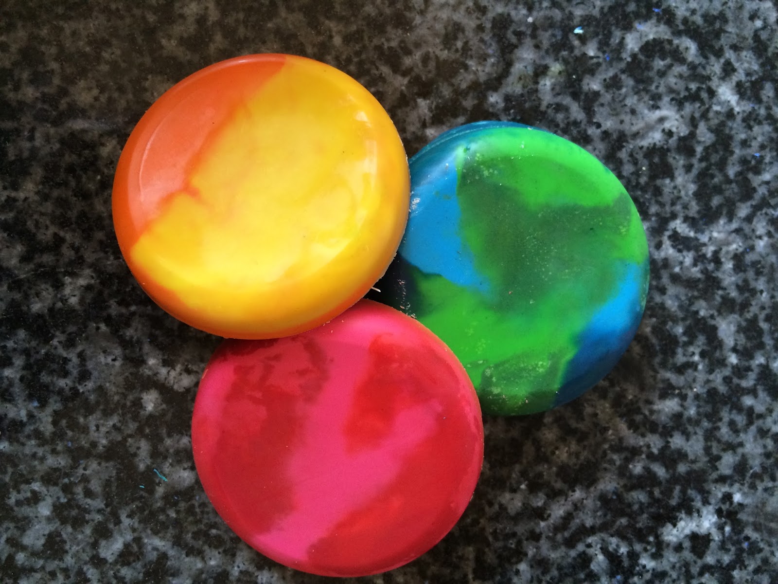 How To Fix Broken Crayons; Step By Step Instructions