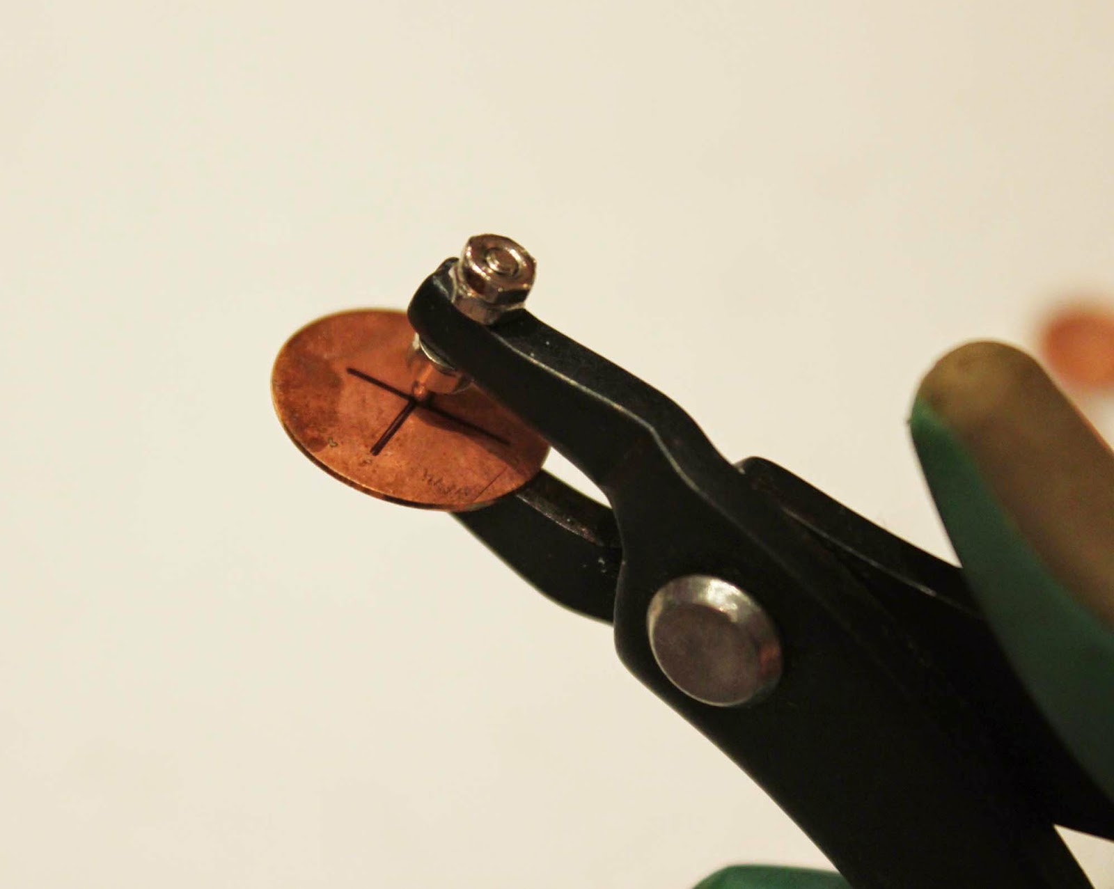 Art Bead Scene Blog: Finding Center: Find the Center of a Metal Disc