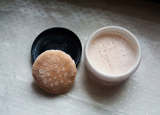 The Crimson Palette: Nichido loose final powder in Creamy Glow review