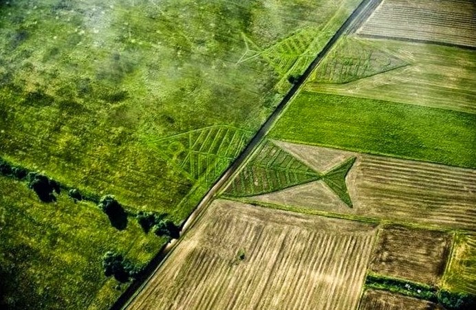 Countries Boundary Lines Tourism - Tours Day Trips Services