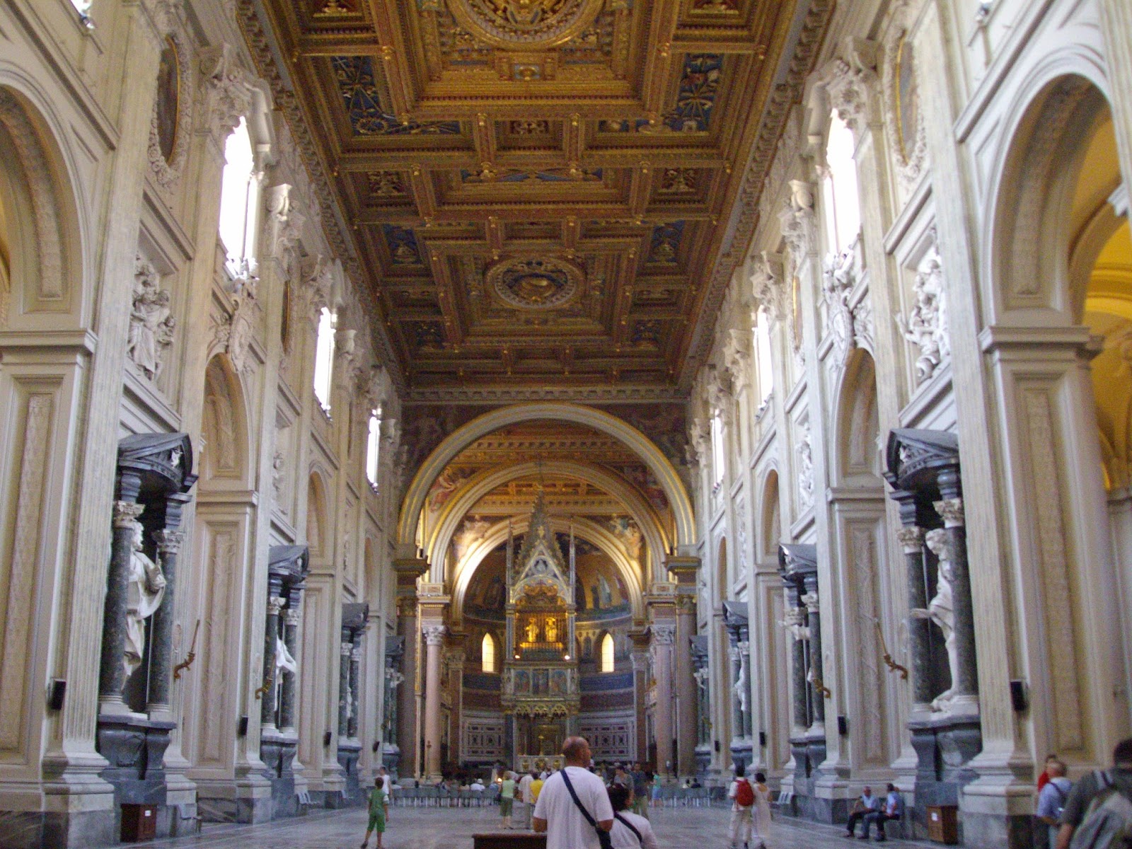 Francisco: BASÍLICA DE LETRÁN