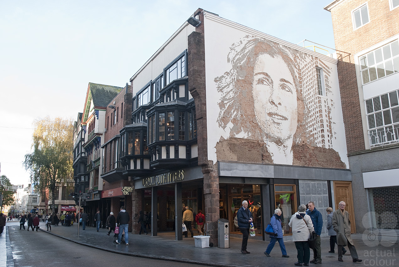 Actual Colour: Vhils and Urban Outfitters Exeter