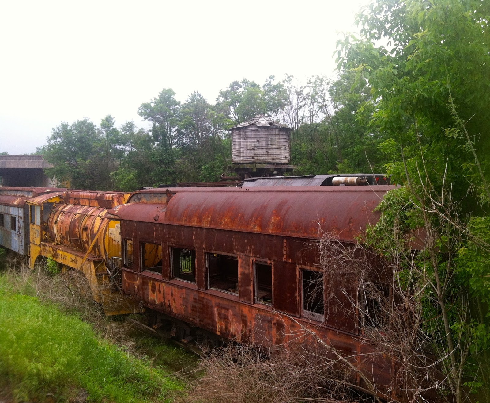 mangozeen: Lost Trains of Hamburg PA