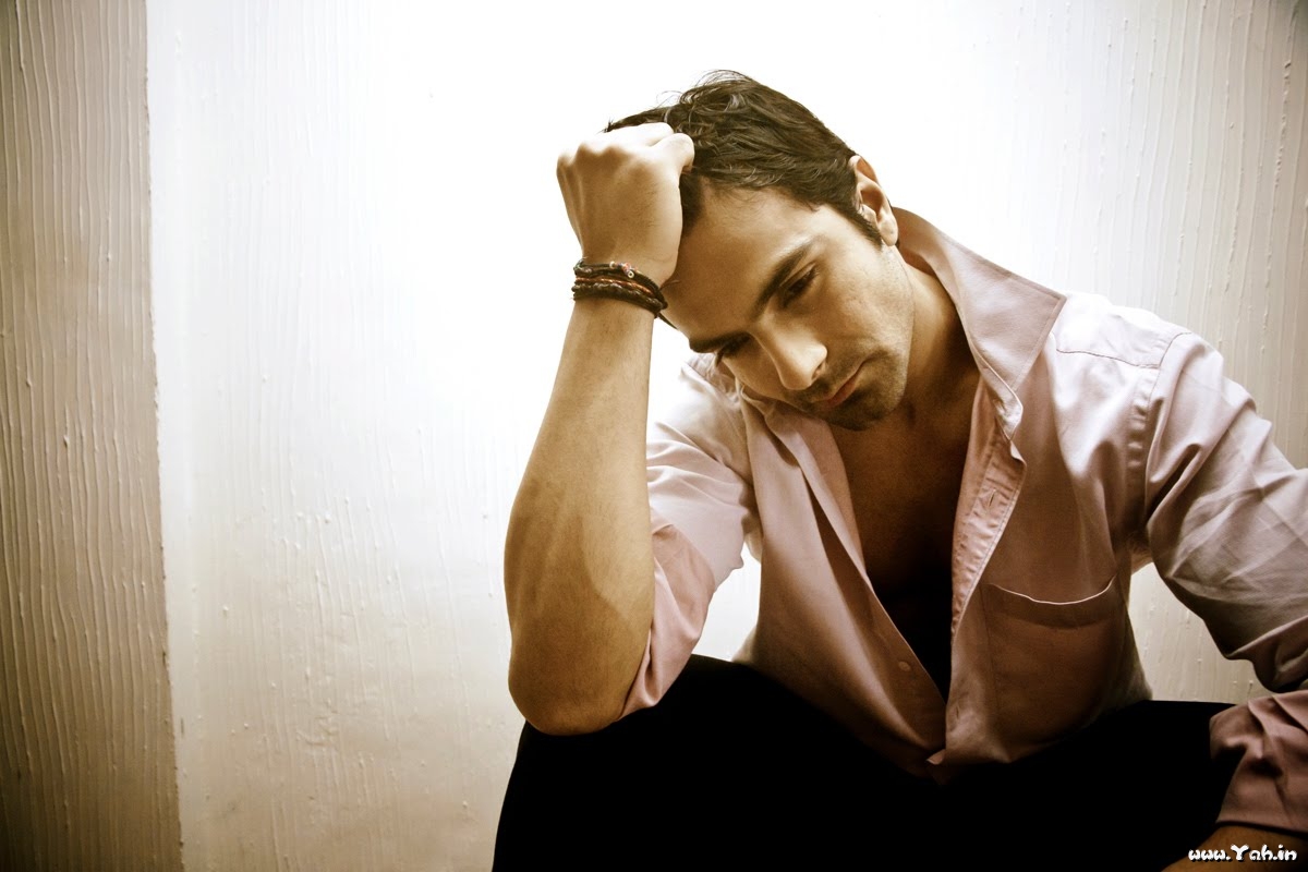 Ashmit Patel Bollywood Actors Wallpapers-SantaBanta-Hungama ...