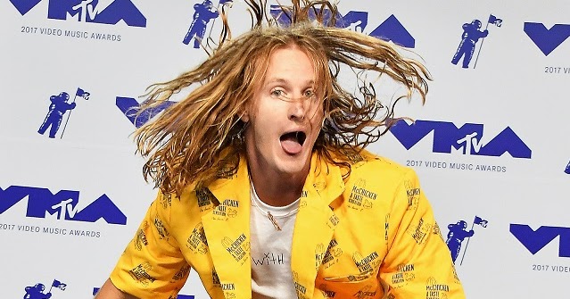 DCBLOG: The Look: Rory Kramer's Dare to Live