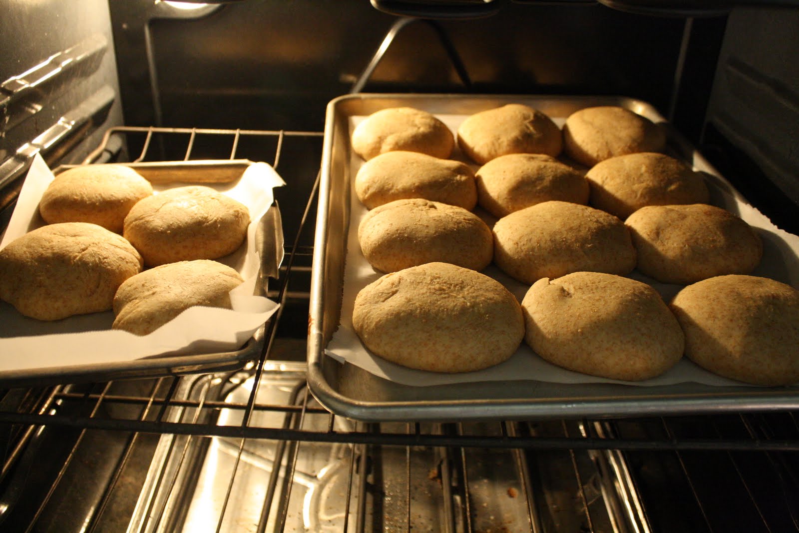 Little Wife On the Prairie: Buns of steel! (really buns of wheat but ...