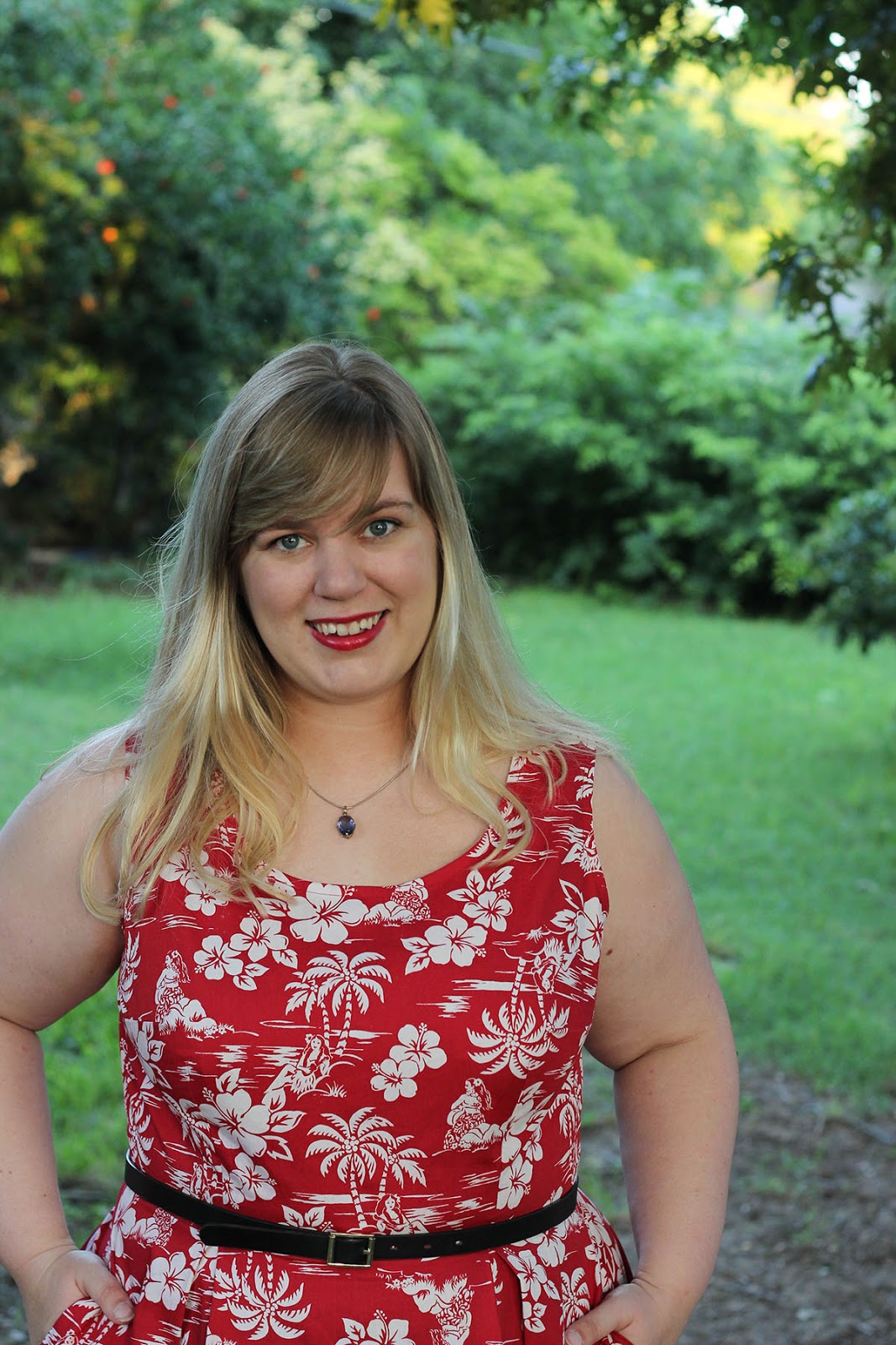 Idle Fancy: Miss Gidget Demands a Tiki Drink: Simplicity 1873