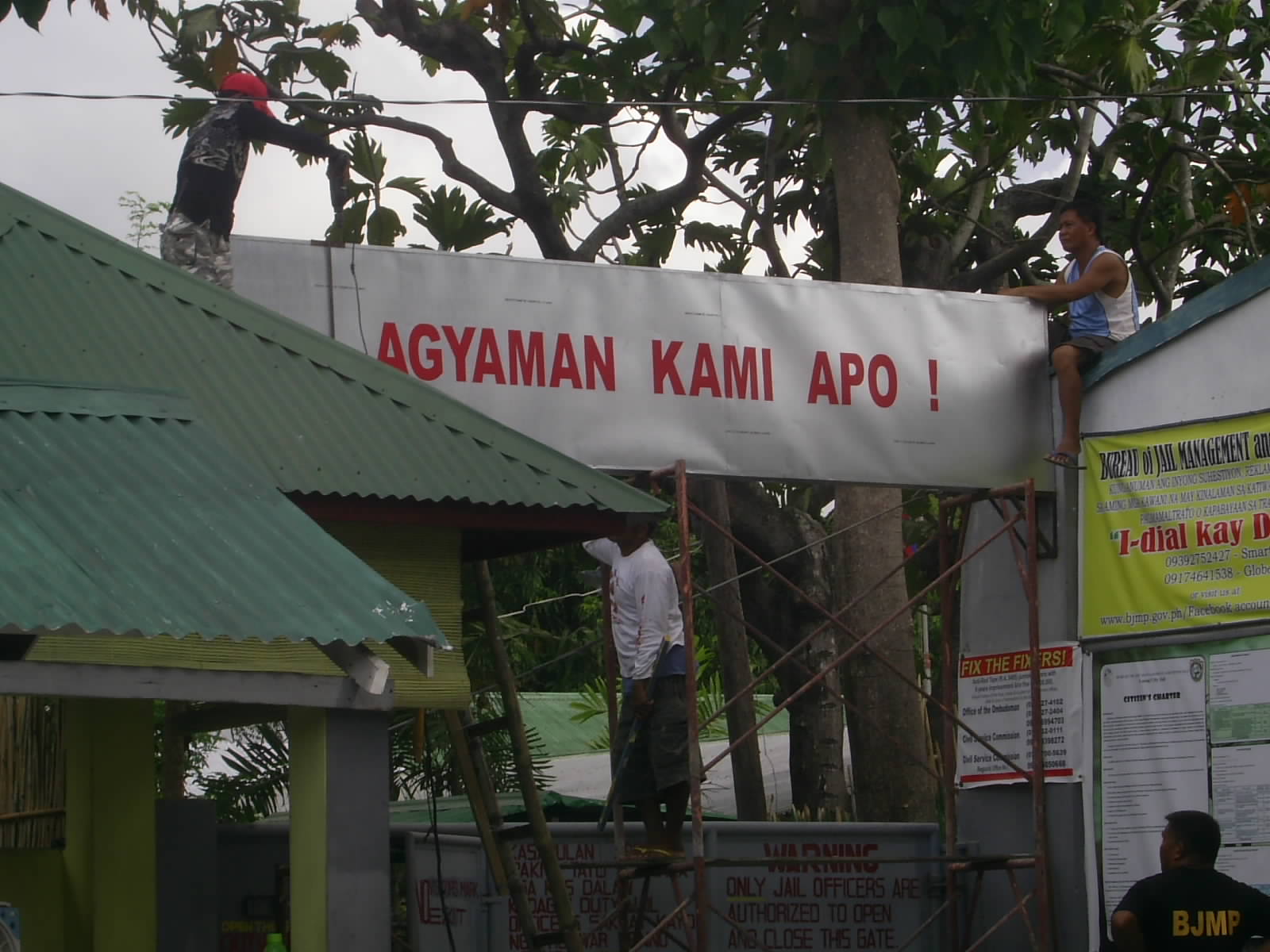 The ROCKque: Installation of BJMP Panaflex Signage